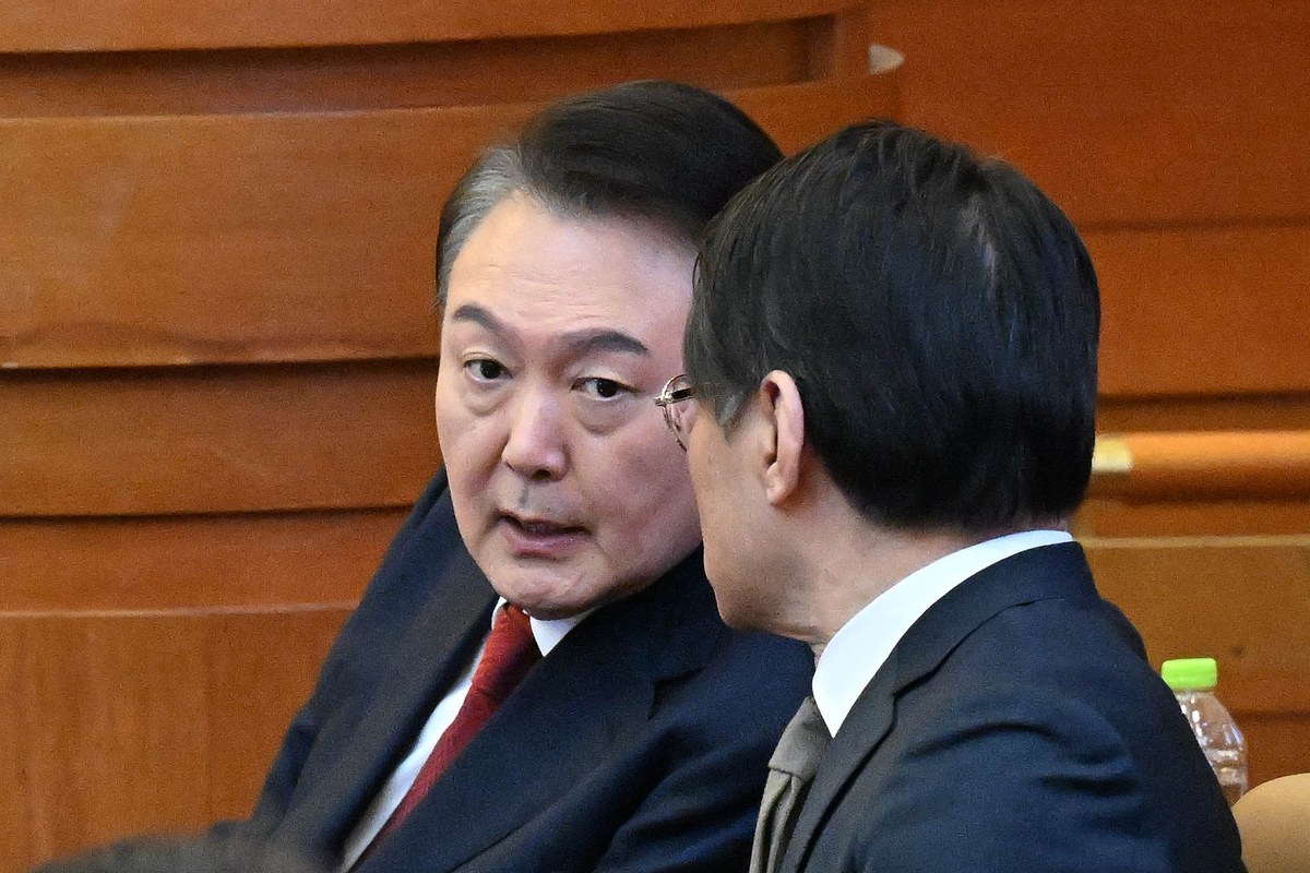 법원, 윤석열 재판 촬영 허가…피고인석 앉은 모습 언론 공개