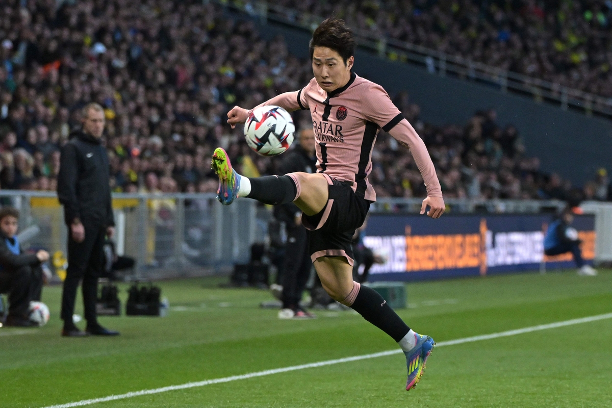 이강인, 시즌 6호 도움… PSG, 리그1 첫 무패 우승 도전