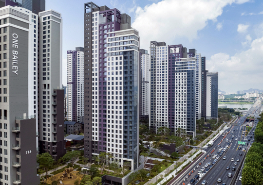 ‘최고가 100억’ 래미안 원베일리 사우나서 “누가 샴푸 퍼가” 공용물품 지급 중단