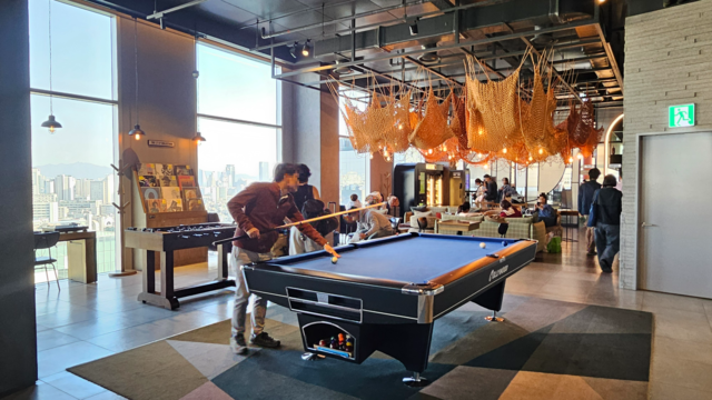 럭셔리는 ‘시그니엘’ 핫플엔 ‘L7’ … 멀티브랜드로 3년째 몸집 키웠다[경제전쟁 파고, 압도적 경쟁력으로 넘어라]