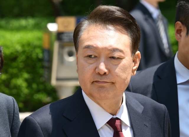 윤석열 전격탈당 왜