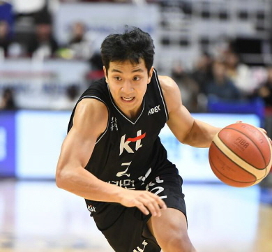 허훈, 프로농구 KCC와 계약…형 허웅과 함께 뛴다