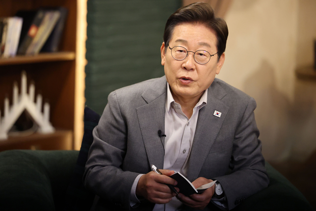 ‘개미와 함께 코스피 5000’ 약속한 이재명…“반드시 사전투표 해달라”