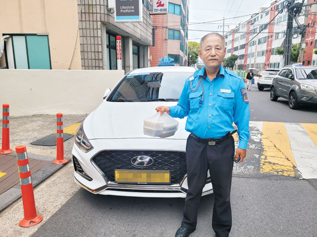 21년째 반찬배달 봉사… “나눔은 돌고 돌아 누군가의 삶 바꾸죠”[나눔 실천하는 초록빛 능력자들] | 문화일보