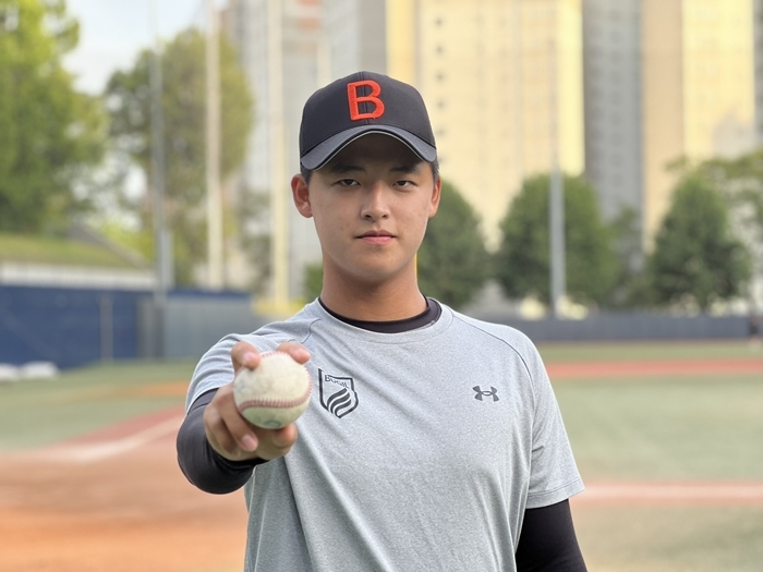 [단독]고교 투수 최대어 박준현, 국내 잔류 결정…KBO 신인 드래프트 참가 | 문화일보