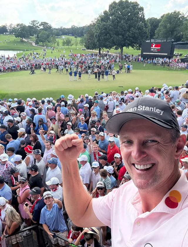 플리트우드 우승 순간에… 자신 얼굴 찍으며 환호한 로즈[SNS ZONE] | 문화일보