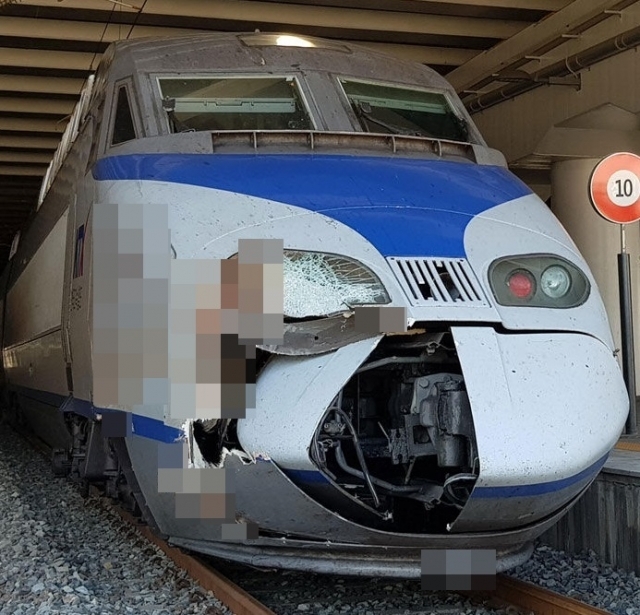 서빙고역 인근 경의중앙선 열차 사고…50대 女 사망 | 문화일보