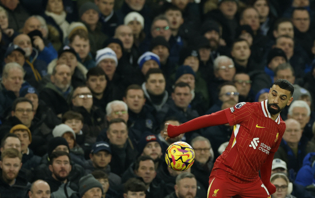 득점·도움 EPL 1위… 33세 살라 “아직 배고프다” | 문화일보