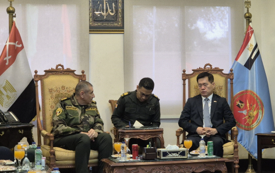 석종건 방사청장, ‘방산 VIP’UAE·이집트 방문해 FA-50·K9 등 국산무기 릴레이 세일즈 | 문화일보